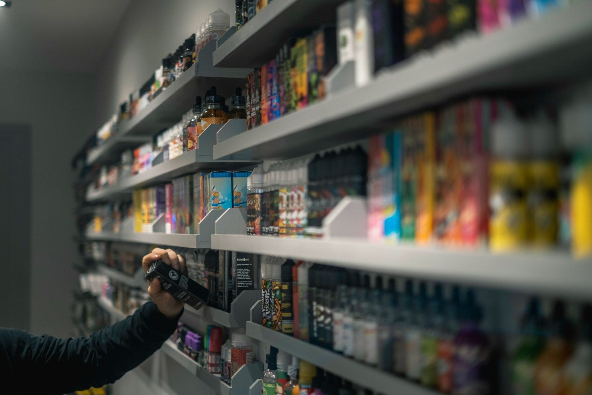 The Ultimate Vape Shop in Karachi for Vaping AdmirersBest Vape Shop in ...